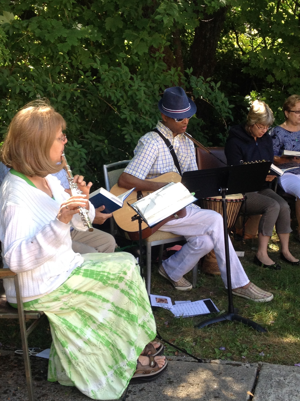 Summer Worship outside | St. Clement's | Anglican Diocese of New ...