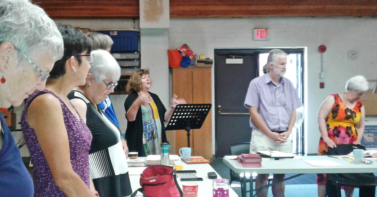 Bishop leads Christian Foundations Course | Lay Readers | Anglican ...