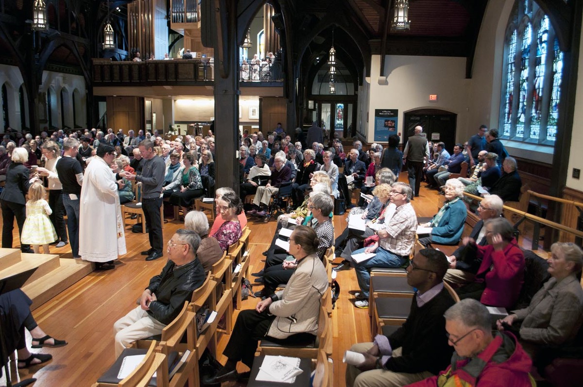 Capacity Congregation for the Eucharist at CCC prior to the move ...