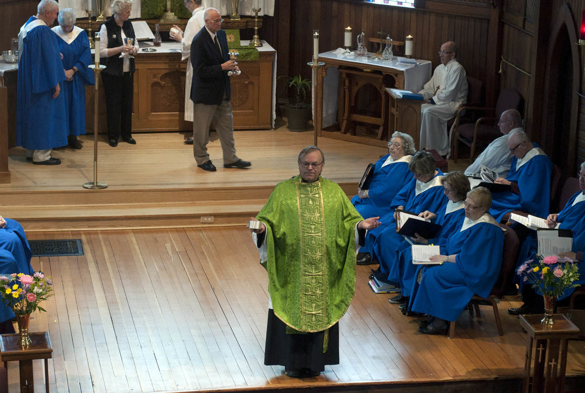 Heritage Holy Communion in Chilliwack | St. Thomas, Chilliwack ...