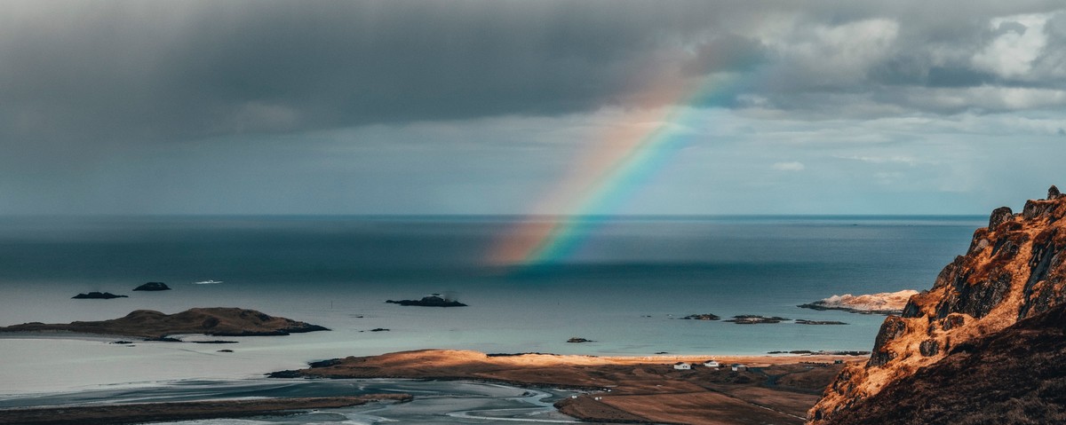 Look at the rainbow and praise its Maker | St Philip Anglican Church