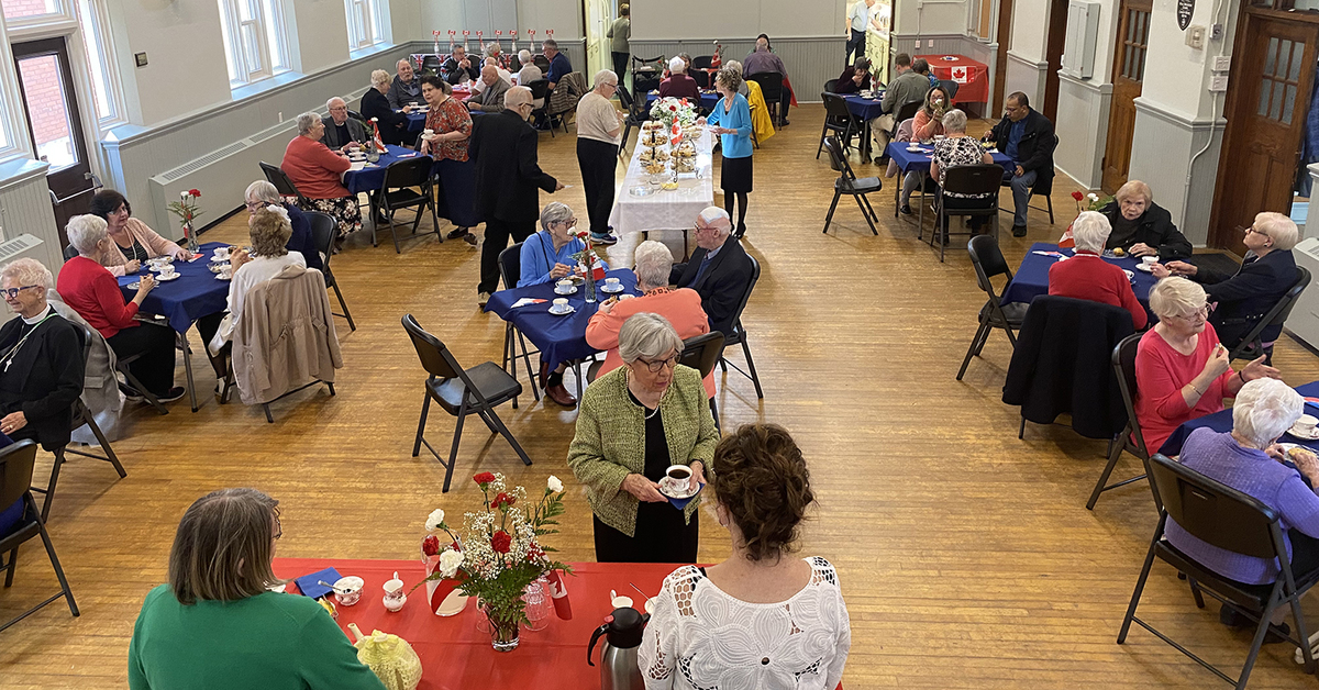 Regal refreshments after Coronation Evensong | Trinity Church, Simcoe ...