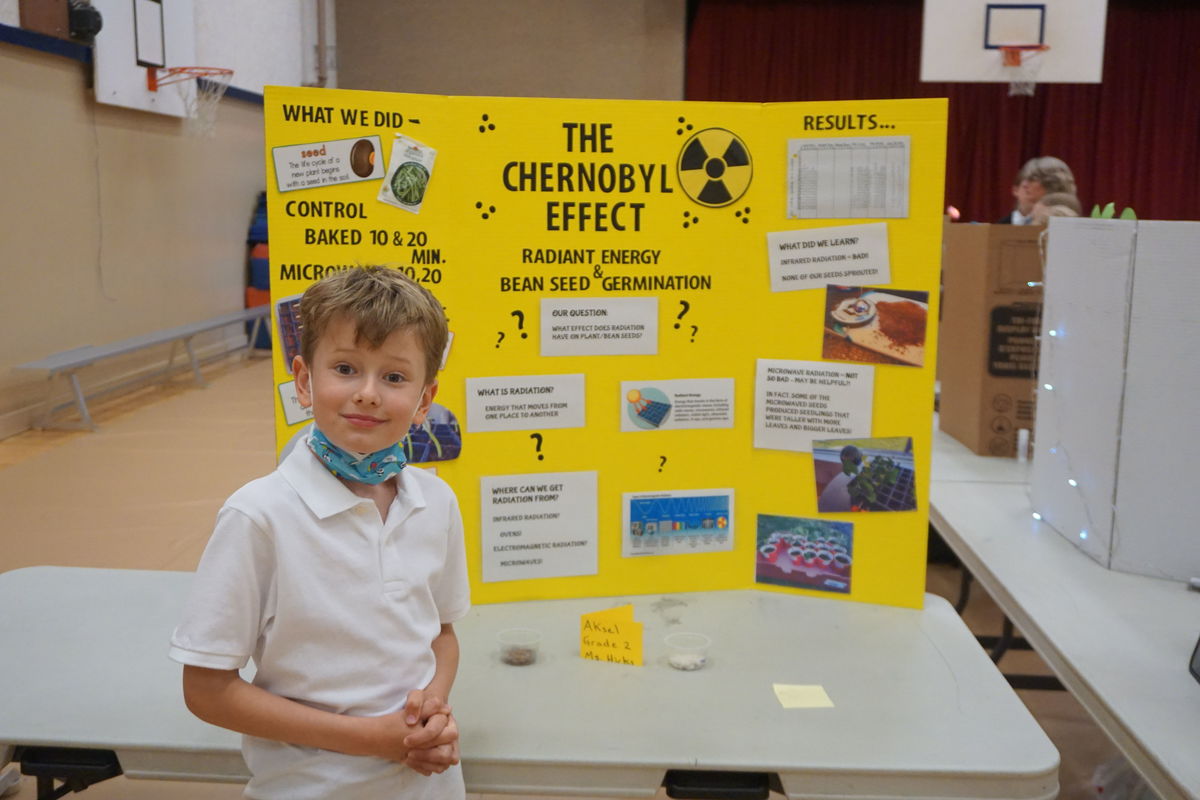Three cheers for the Science Fair/Expo! | Phil & Jennie Gaglardi Academy