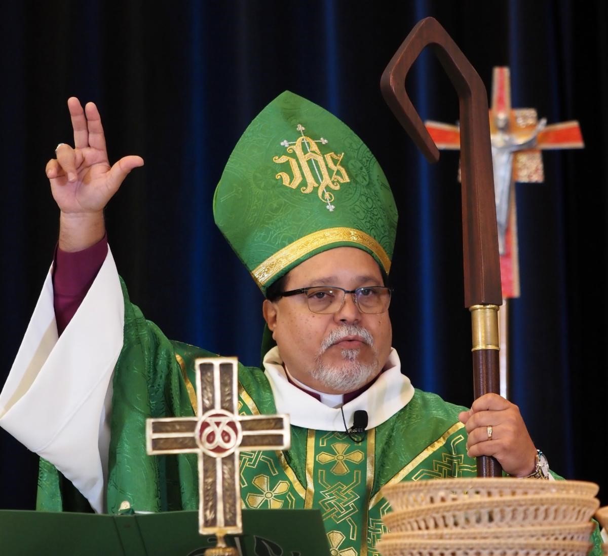 Rev. Pedro M. Suárez Re-Elected as Bishop of the Florida-Bahamas Synod ...