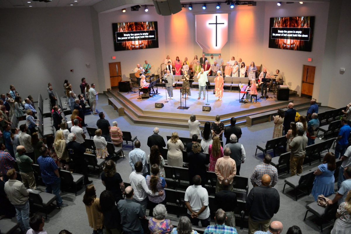 Ministry Center Church of God